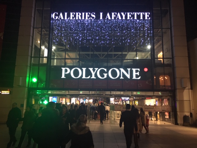 AUX GRANDS VINS DE FRANCE: Le caviste du Polygone Montpellier ouvert ...