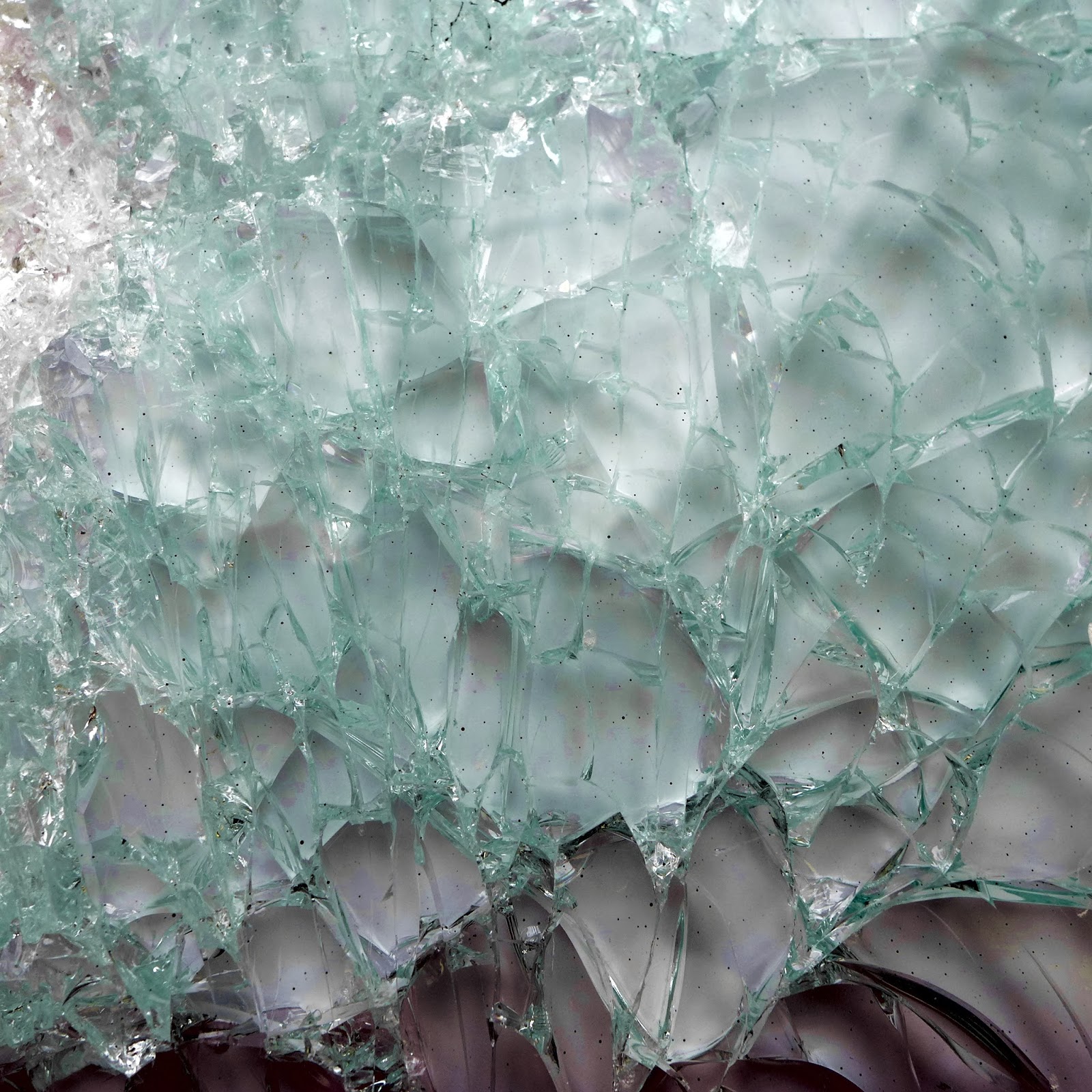 Textura de cristal roto sobre fondo blanco | Todas las texturas