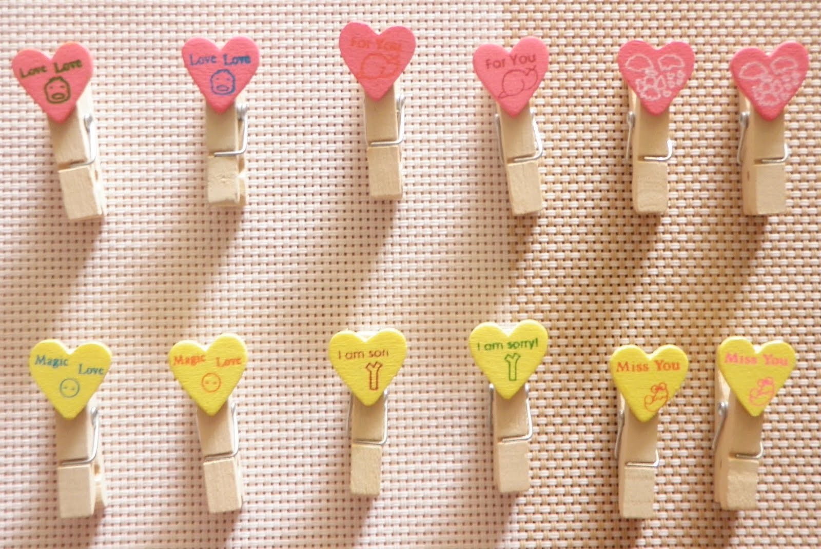 BeUniqueStyle: DIY Material - Mini & Tiny Craft Pegs/ Wood items