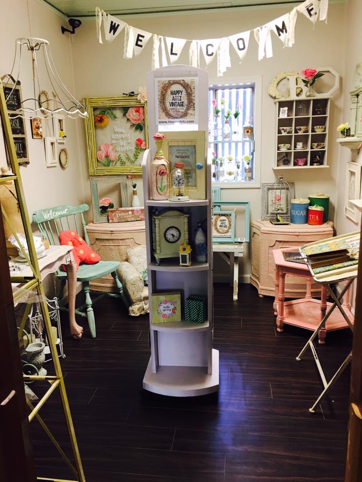 Debi Ward Kennedy | Design Blog: Vintage Vendor Space Makeover