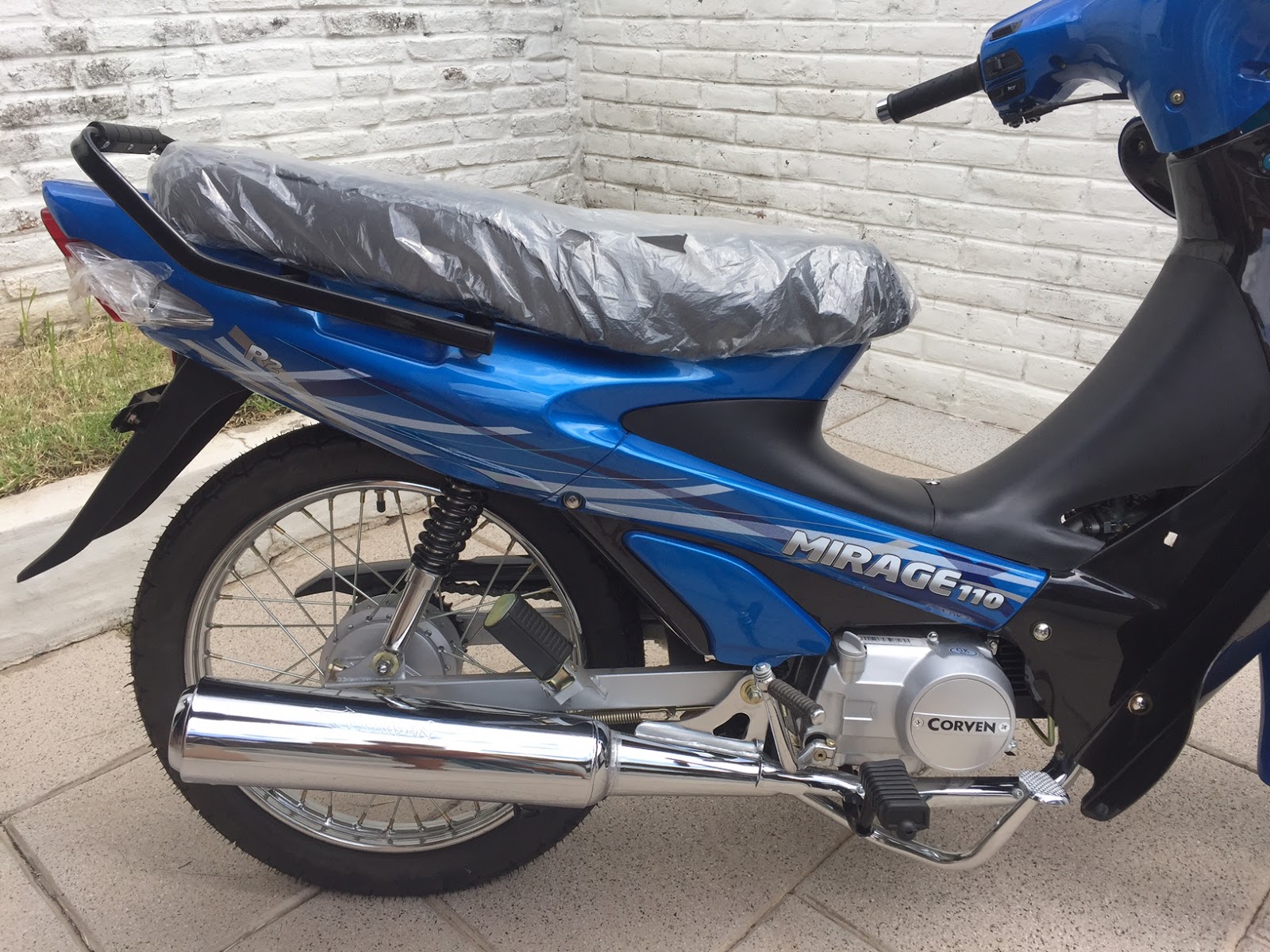 Corven mirage 110cc: Bienvenida Corven Mirage 110cc R2