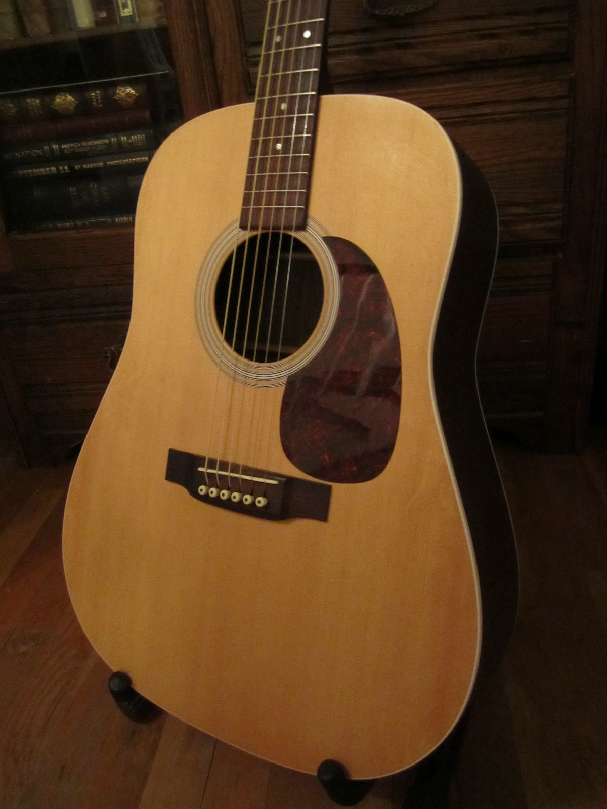 Acoustic Pickers: 2006 Martin Custom D Rosewood