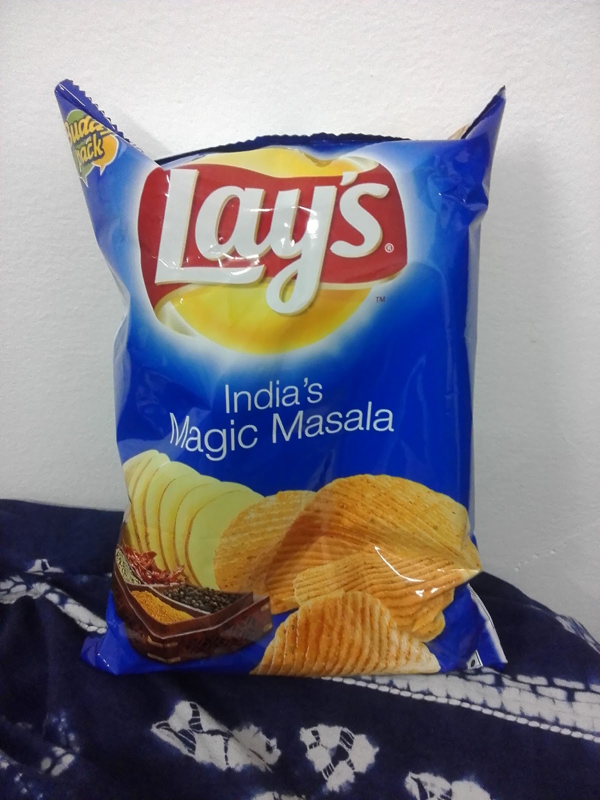 Supersupergirl's Food Reviews: Lays India’s Magic Masala crisps