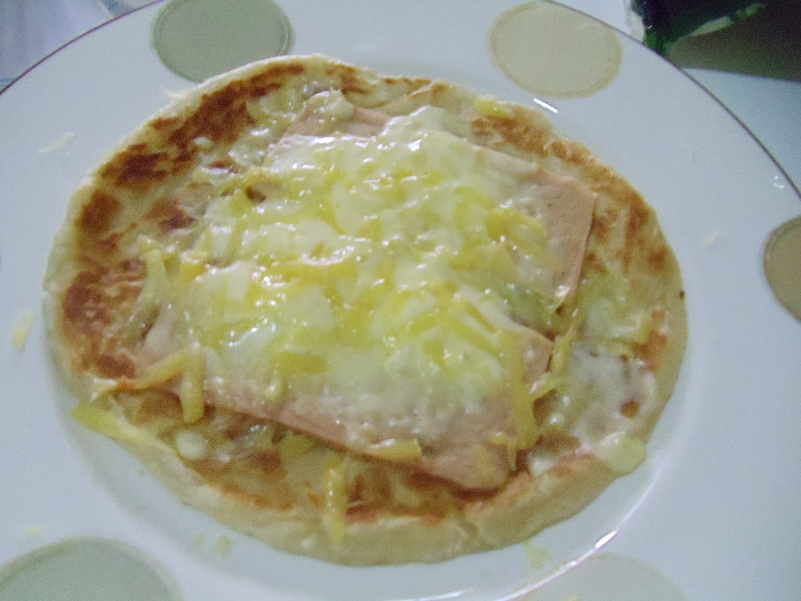 Life is colorful: Paratha Wrap... Chicken & Cheese (Resepi Mudah)