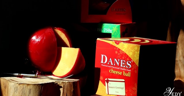Celebrate with Danes Cheese Ball, the Creamy Cheese Ball | YedyLicious ...
