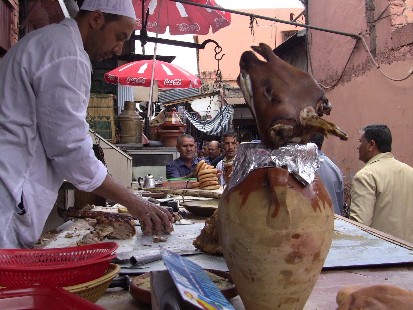 The Gallivanting Grasshopper: Mimouna and Mechoui -- Marrakech