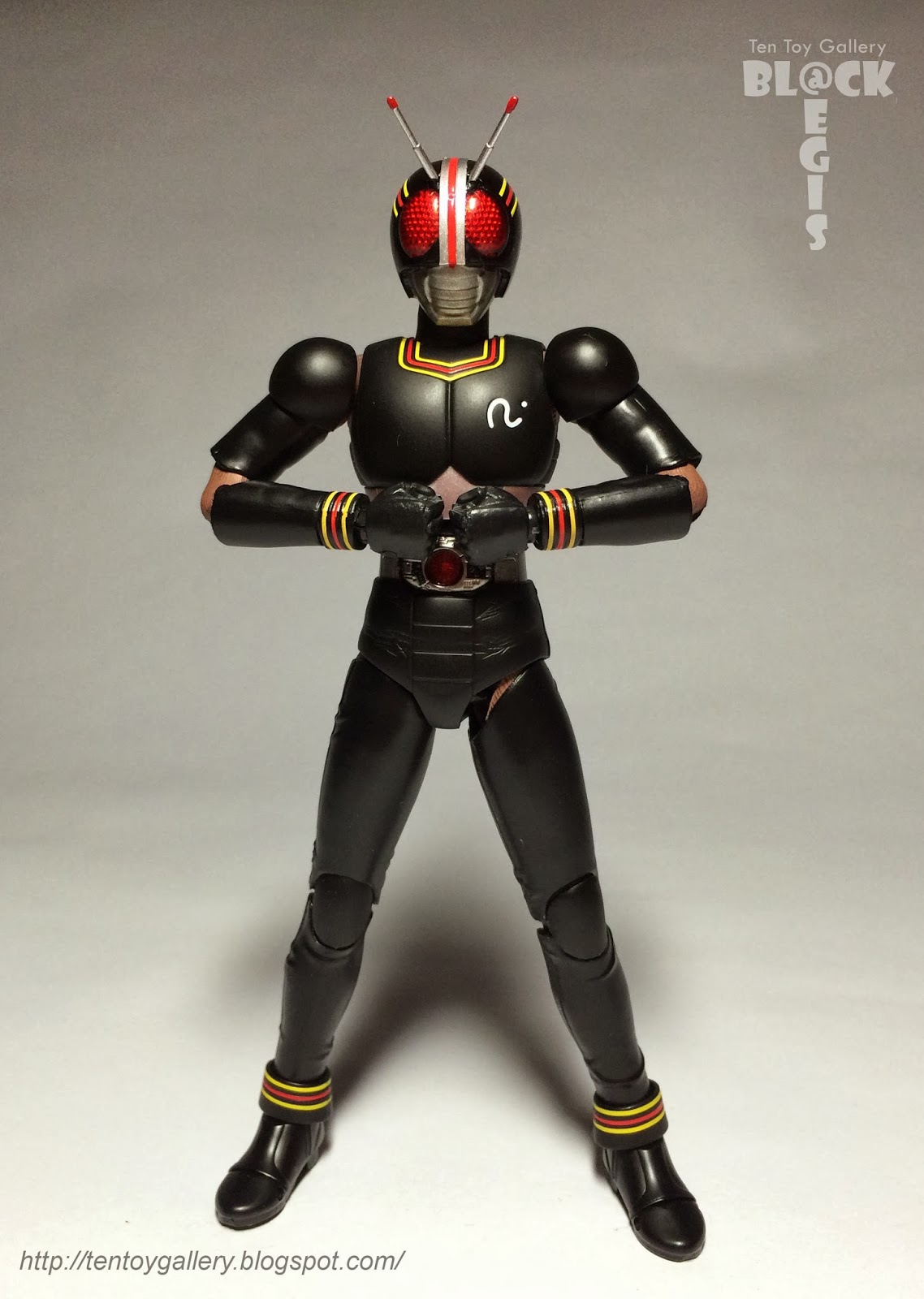 Ten Toy Gallery: Review: S.H.Figuarts Masked Rider Black Renewal