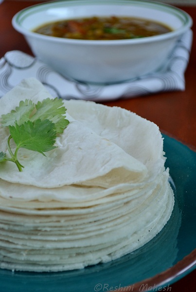 Easy Cook: Ari pathiri /Neriyapathiri