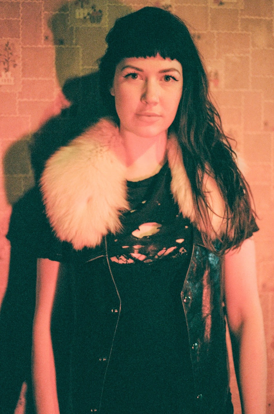 amanda leigh smith: Girl Gang with Born A Bad Seed