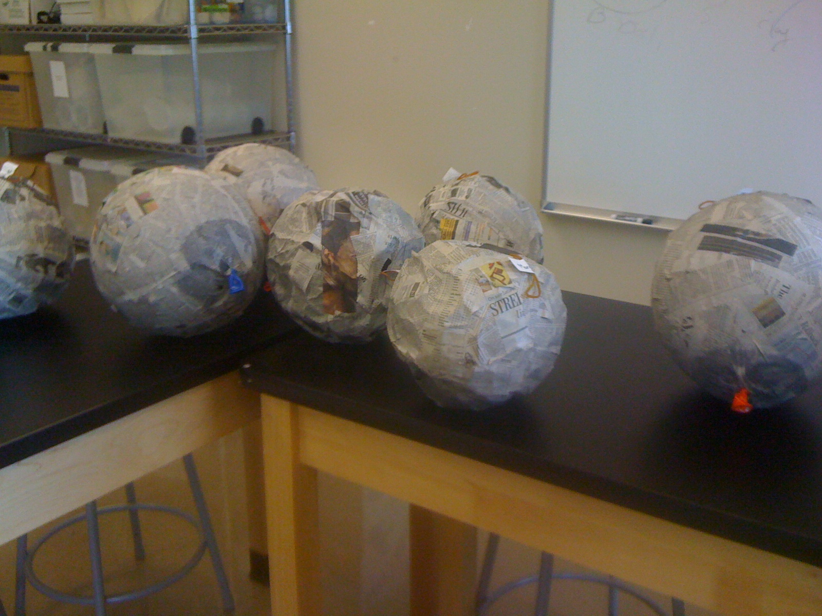 Polka Dot Firsties: Paper Mache Globes