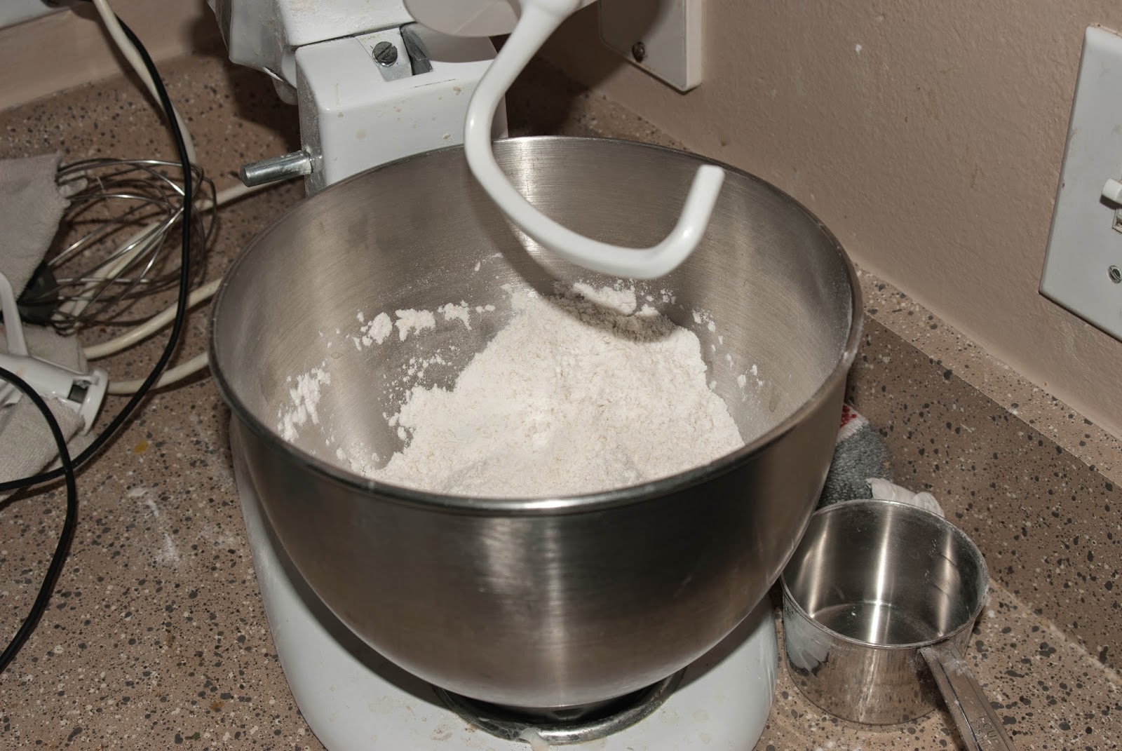 Howling Horn: Easy-Peasy French Bread