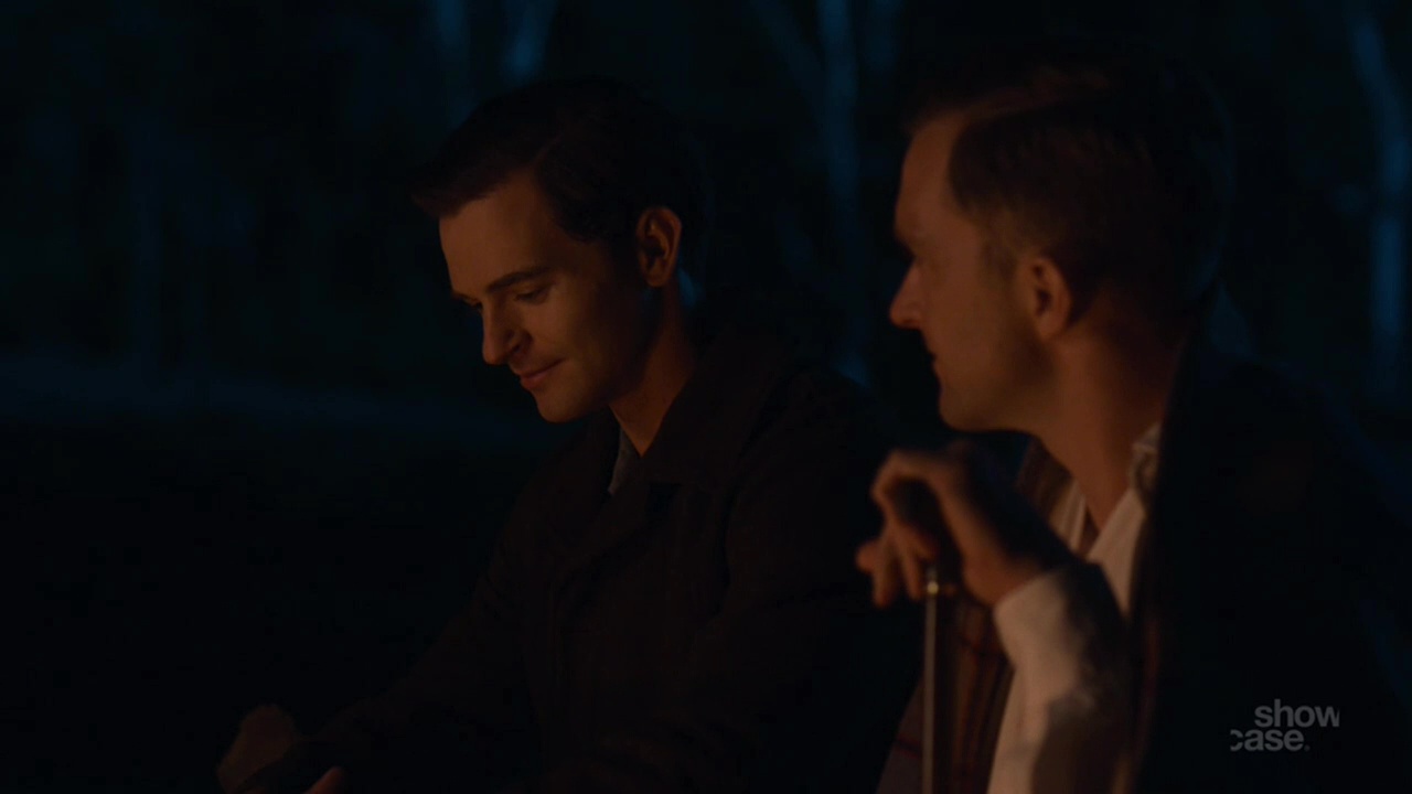 ausCAPS: Tim Draxl and Dominic Allburn kiss in A Place To Call Home 6 ...