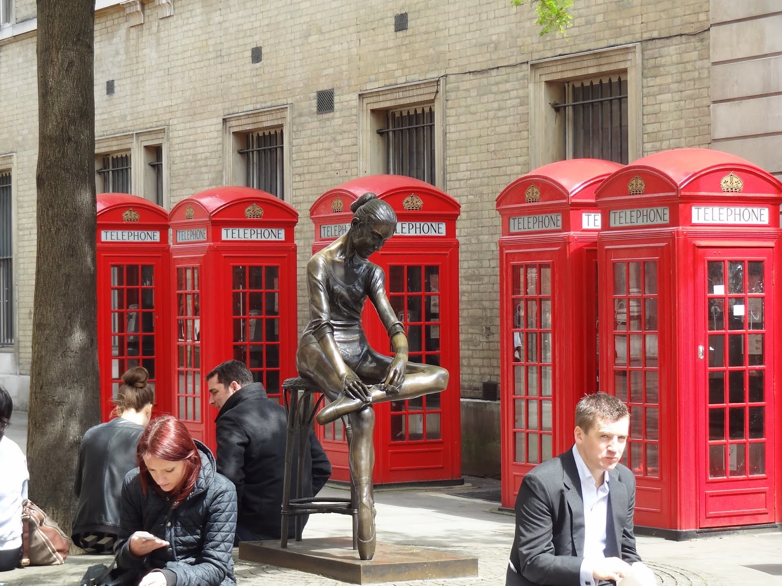 Layman's London: Broad Court, central London