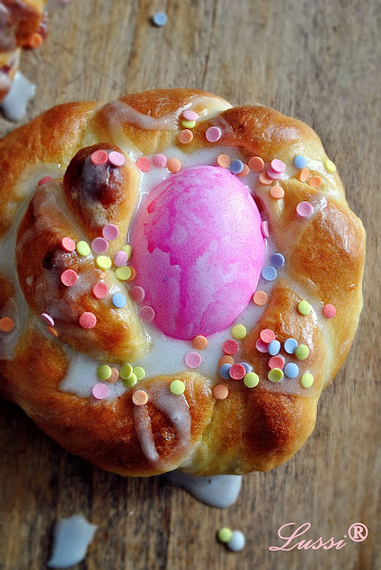 Lussi`s World of Artcraft: Козуначени гнезда / Easter Bird's Nest Bread ...