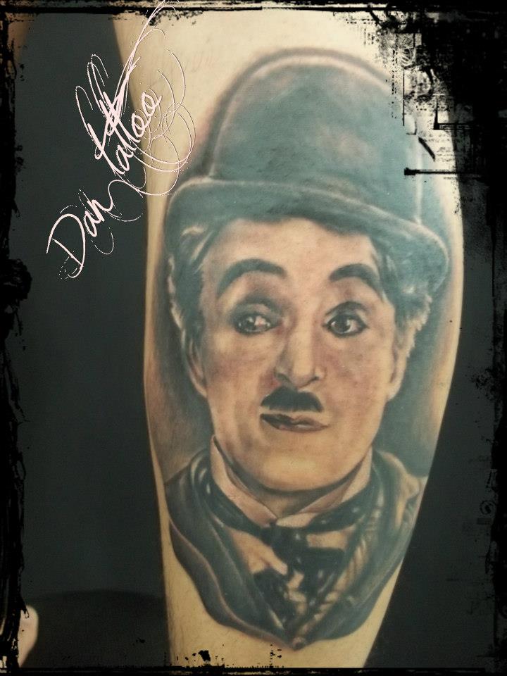Dan Tattoo : Foto Tattoo Realismo Charlie Chaplin