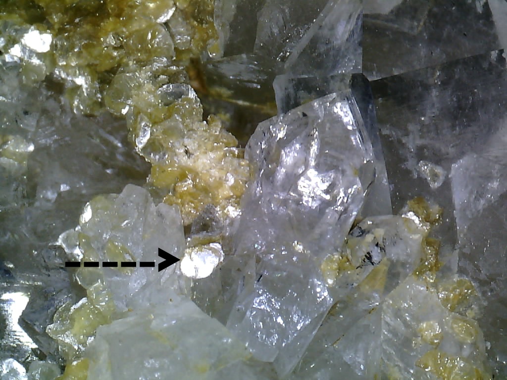 CSMS GEOLOGY POST: COOKEITE: CRUD ON THE QUARTZ