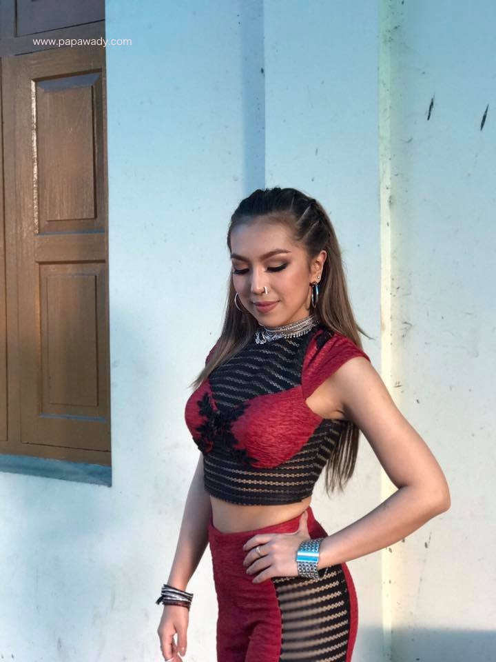 Warso Moe Oo Snapshots Collection and She Explained on Facebook about ...