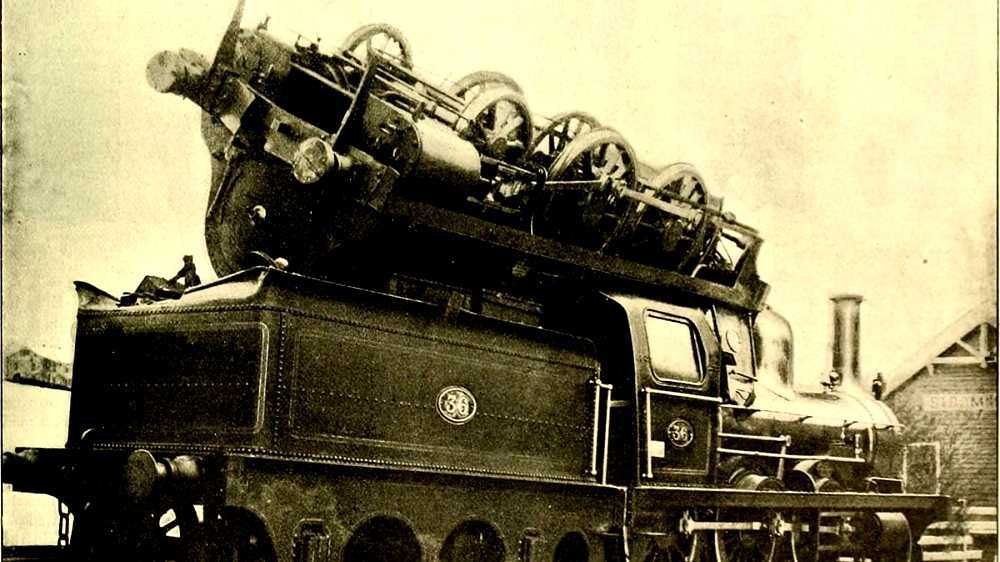 High-pressure steam locomotive