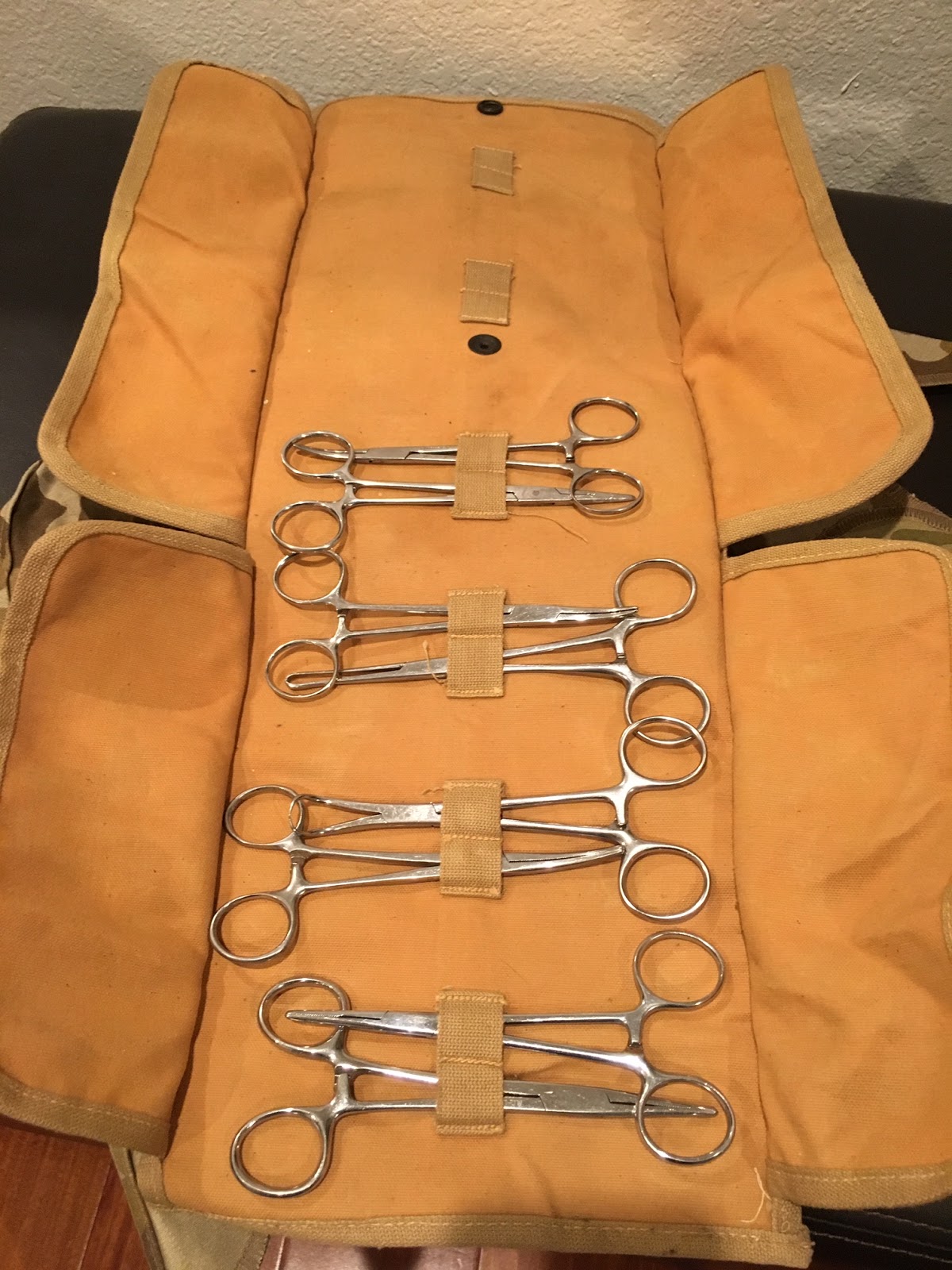 Marines In Forest Green: WWII Navy Hemostatic Forceps Case MD USN ...