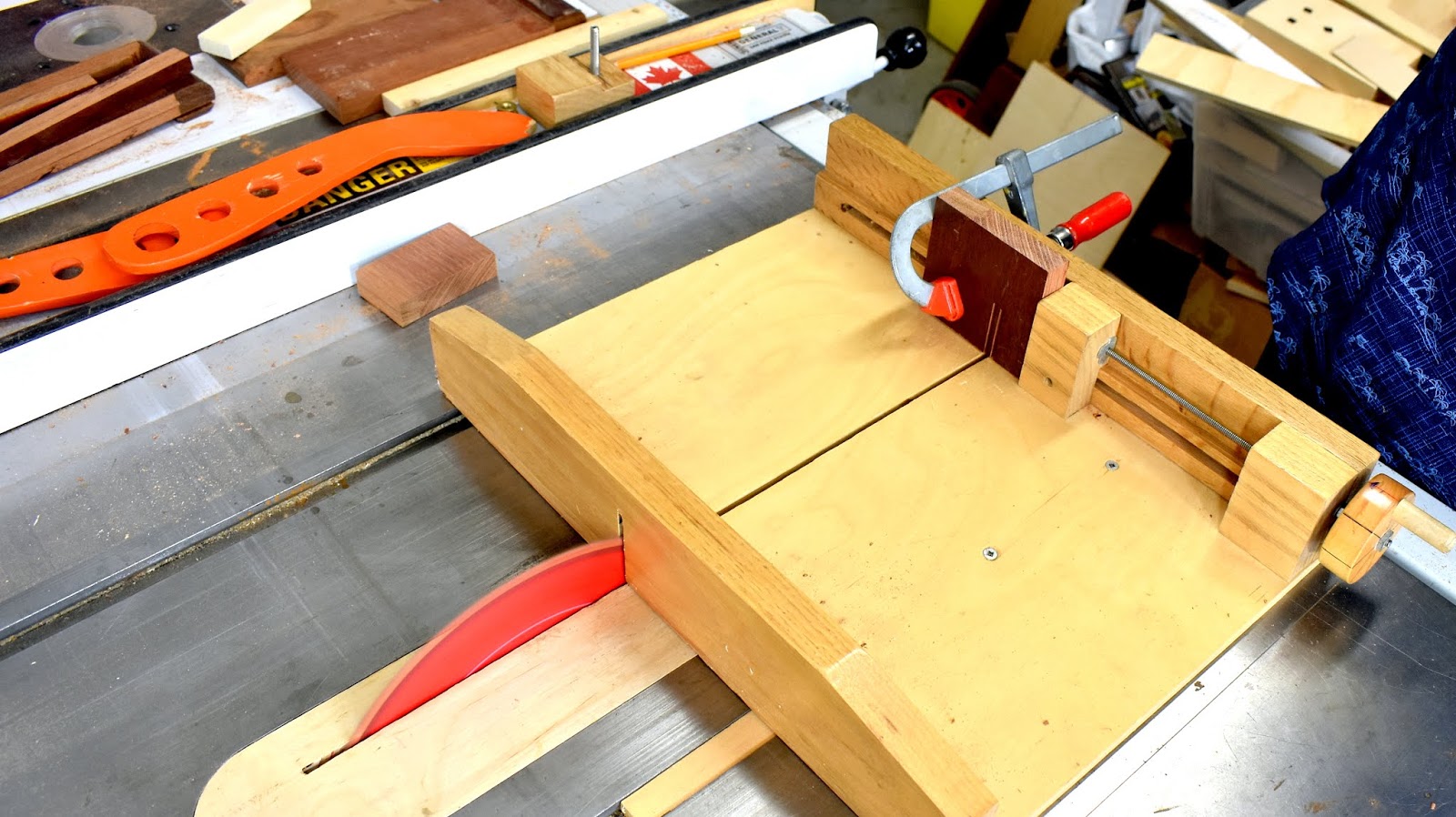 Jax Design: Wooden Lock Build