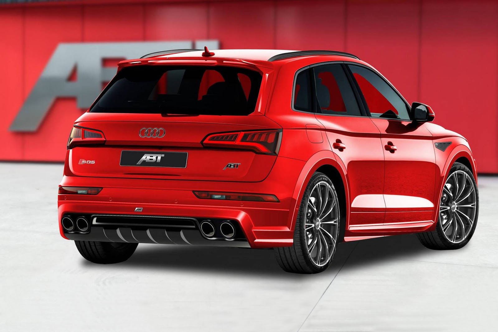 覺得Audi RS Q5讓人等太久？ABT準備了完美的解決方案！ | SanjiNoir 黑侍樂讀