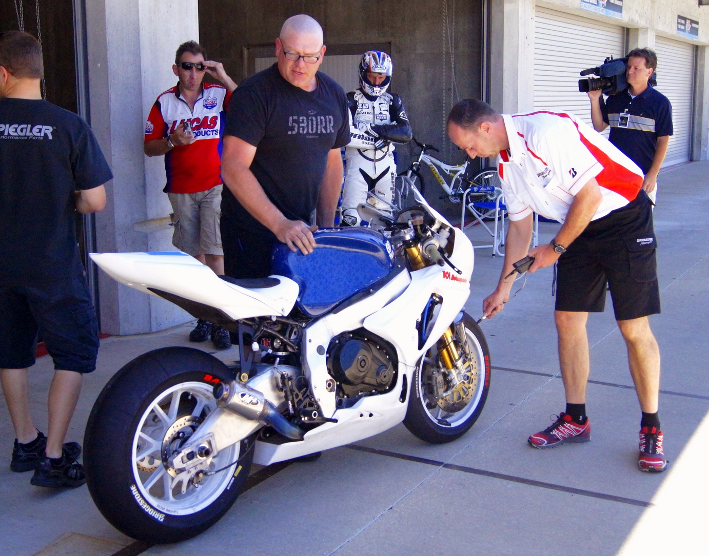 Stu's Shots R Us: Roadracing World.com Reports GPTech MotoGP CRT Team ...
