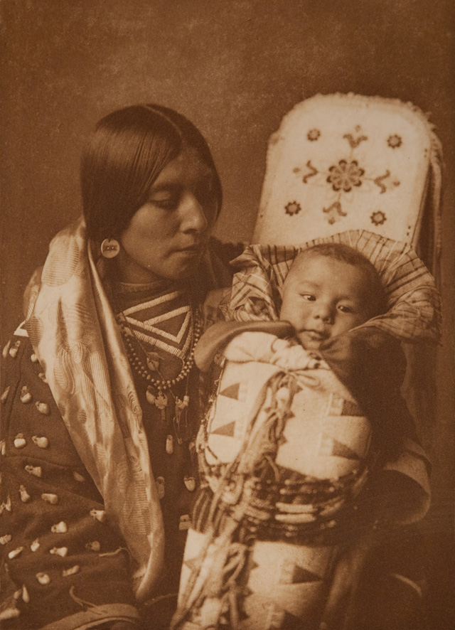 50 Incredible Pictures Show Everyday Life of Native American People ...