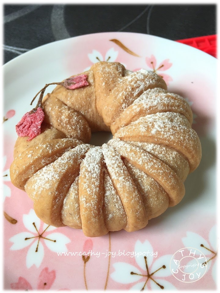 cathy's joy: White Bean Paste Buns