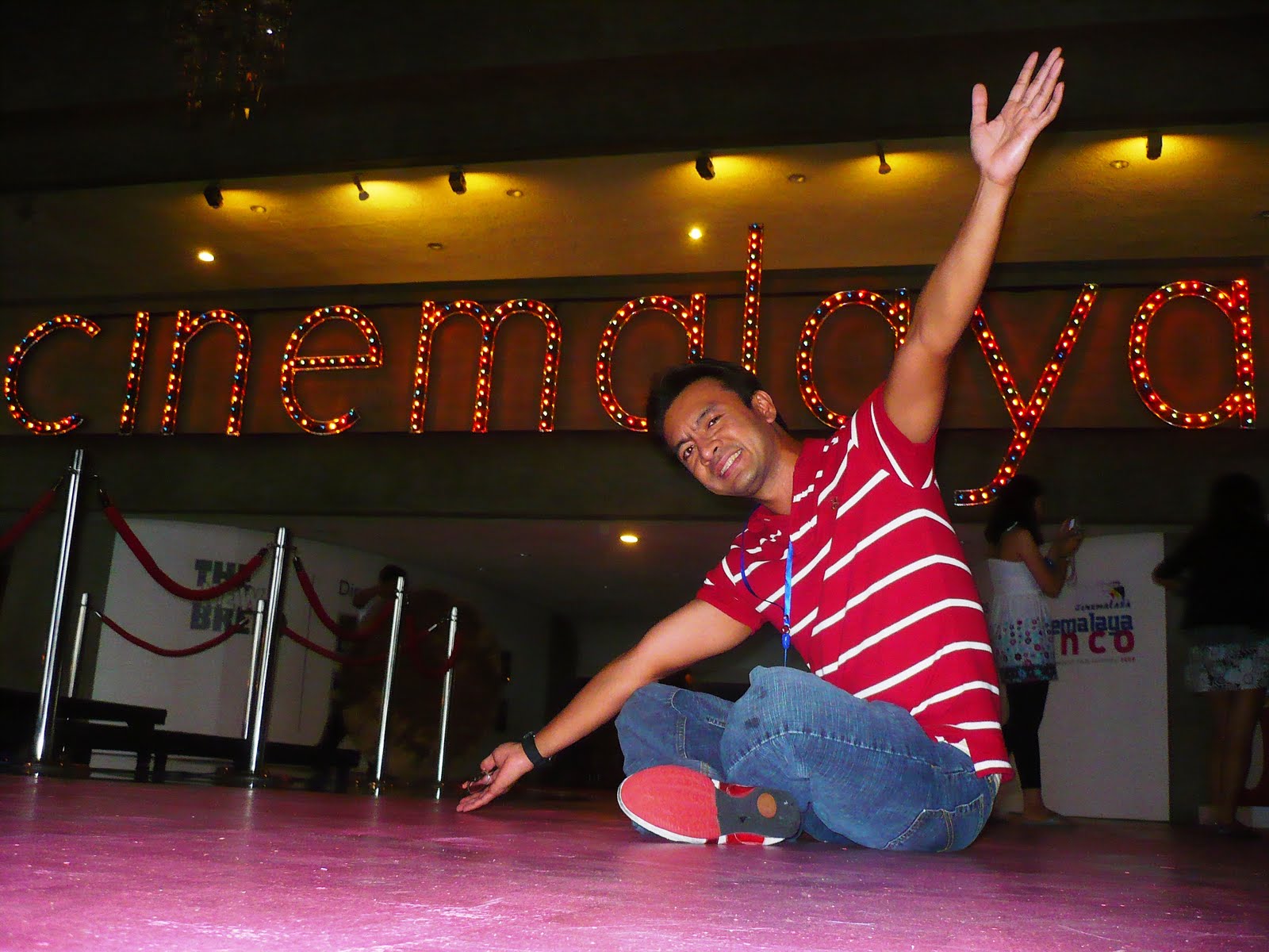 kuwento ni kapitan kokak: Ang Sayaw ng Dalawang Kaliwang Paa