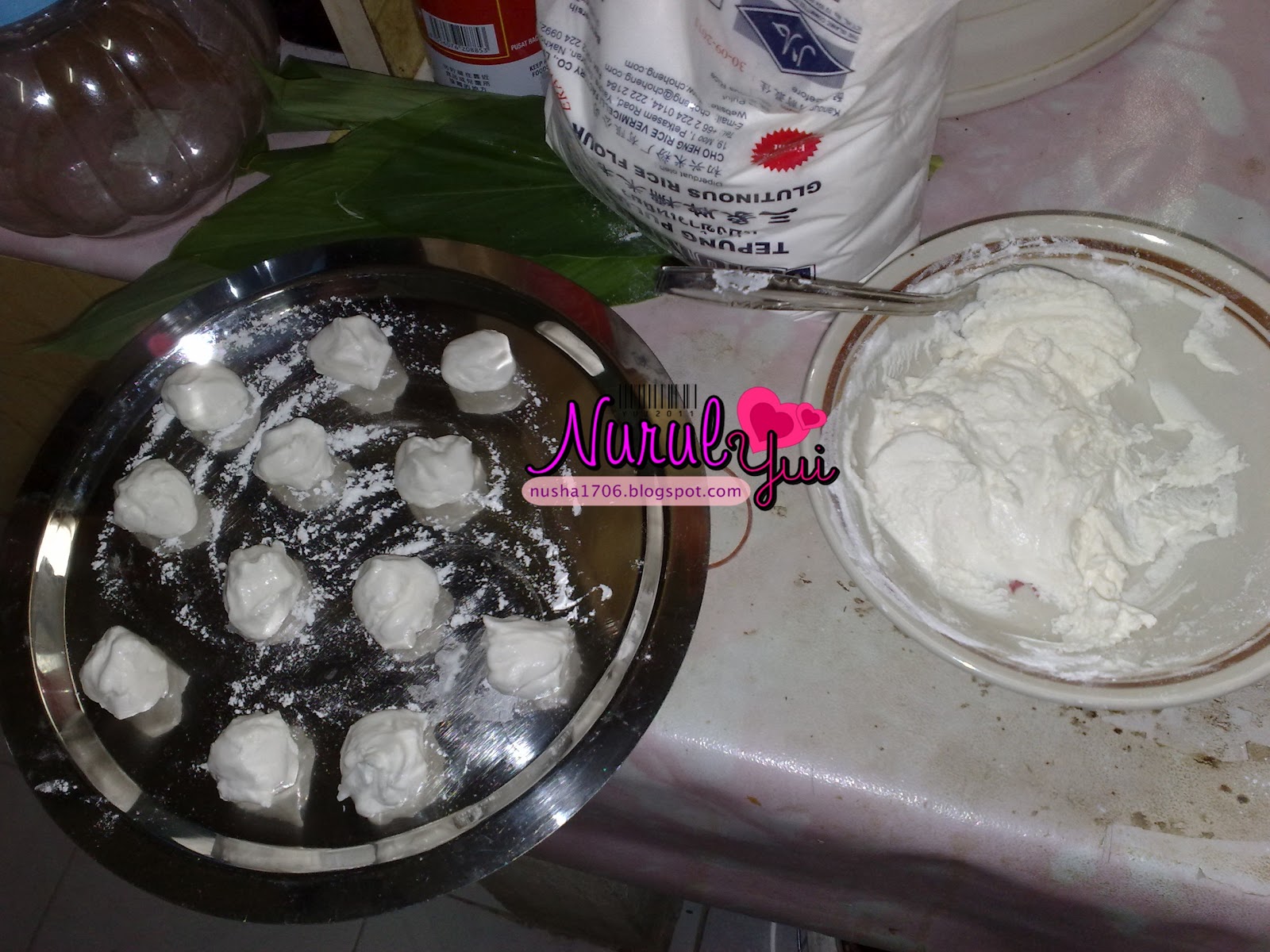 ♥Corat Coret Nusha ♥: RESEPI : Kuih Tepung Bunga