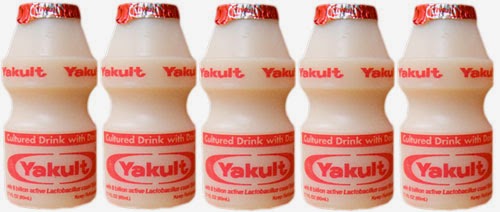 ERLAND CHRISTOPHER: Analisis Kemasan produk yakult