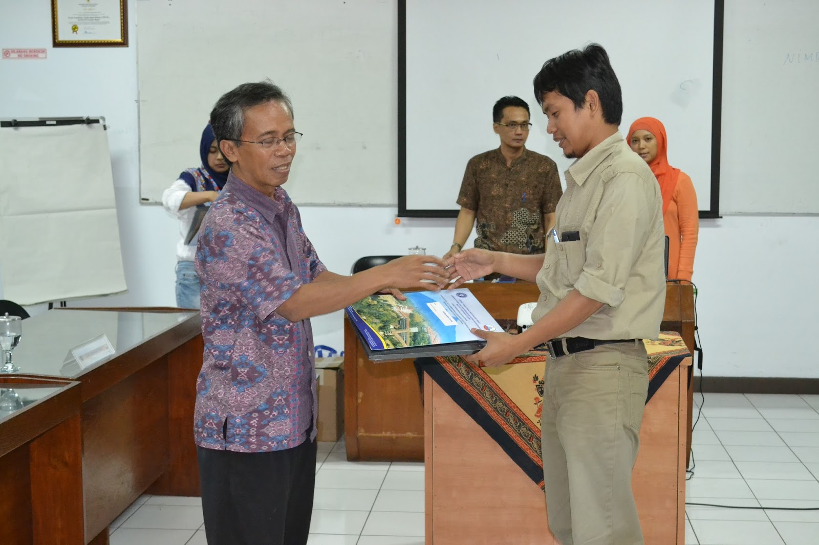 Laboratorium Lingkungan PPLH-IPB: Pelatihan Pengendalian Pencemaran Air ...