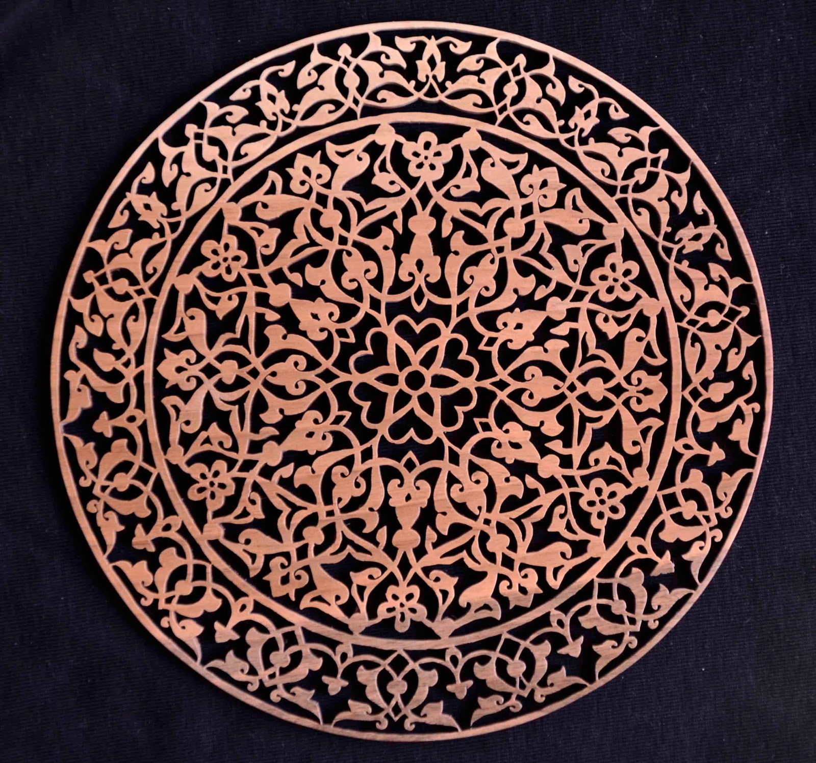 Naht Sanatı: Dantel Motifi (Ceviz Ağacı)