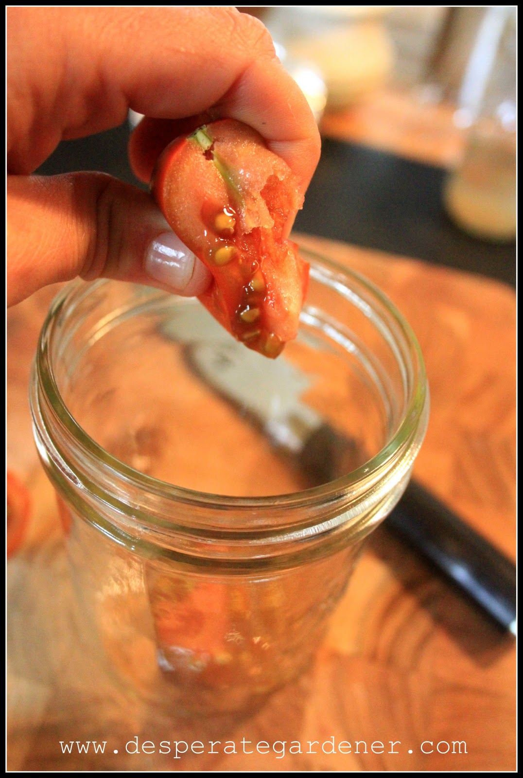 Desperate Gardener: Tomato Tuesday: Saving Seeds