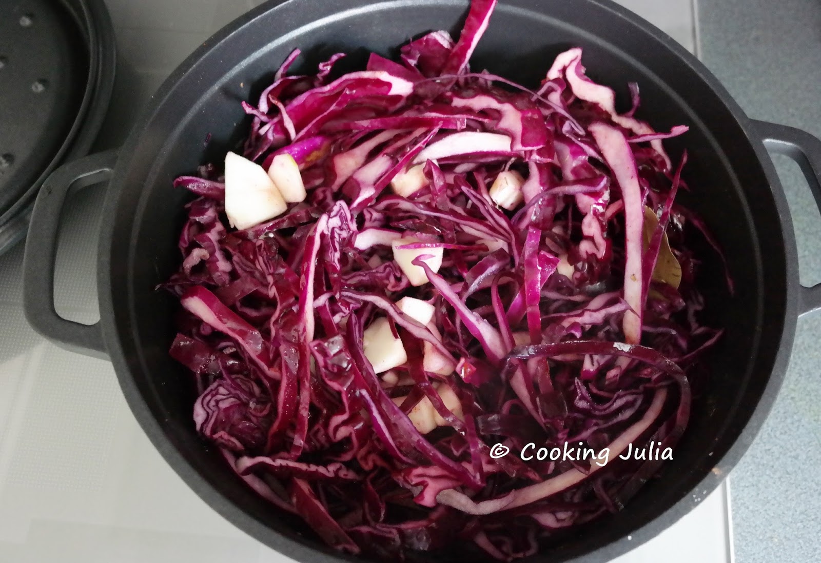 COOKING JULIA : CHOU ROUGE CONFIT