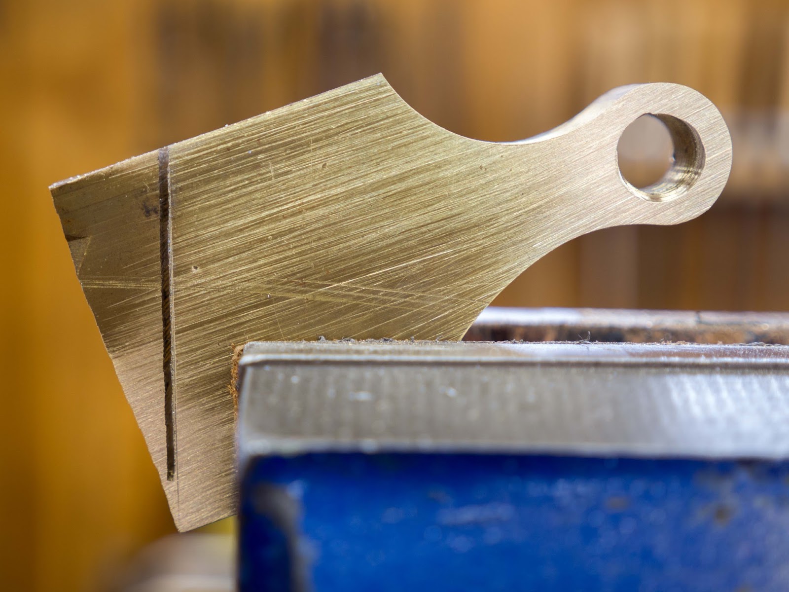 Sauer & Steiner: an unconventional lever cap