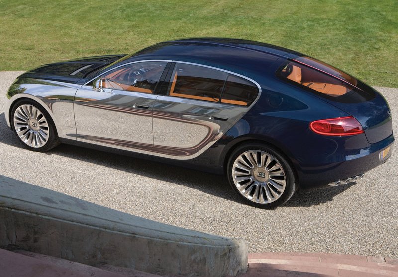 Latest Cars: 2011 Bugatti Family Review