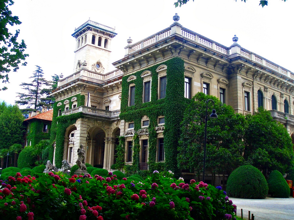 loveisspeed.......: Villa Erba, Lake Como, Italy.