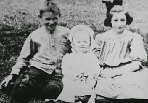 RACHEL CARSON on emaze