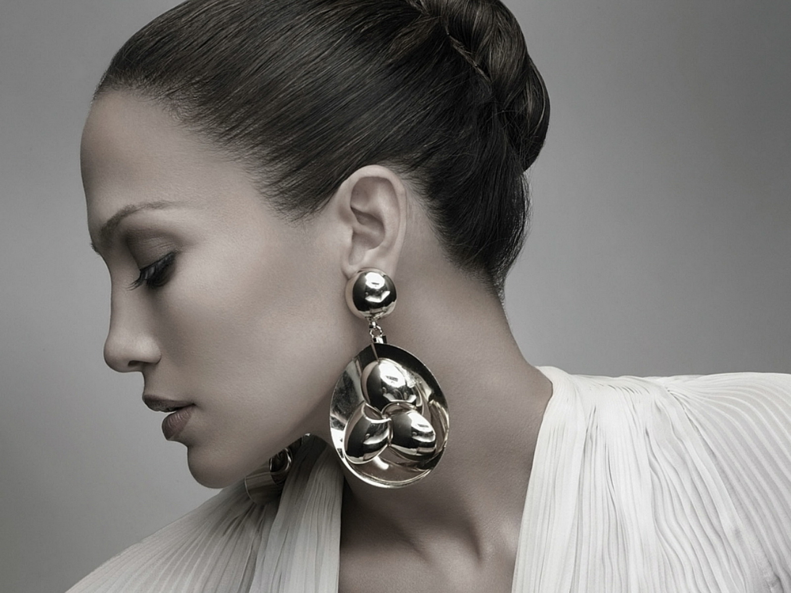 Yesterdays Blogs: Jennifer Lopez