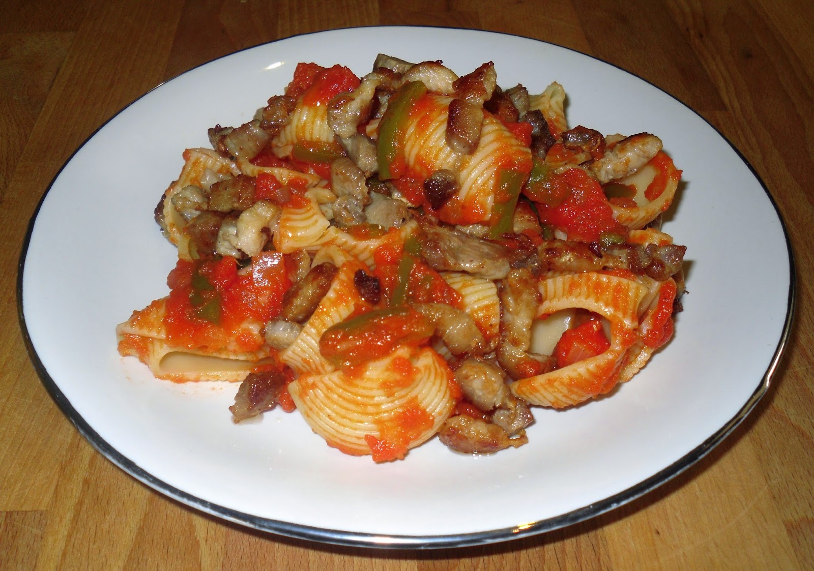 RECETAS DE MI MADRE Y MIAS: Galets con panceta crujiente