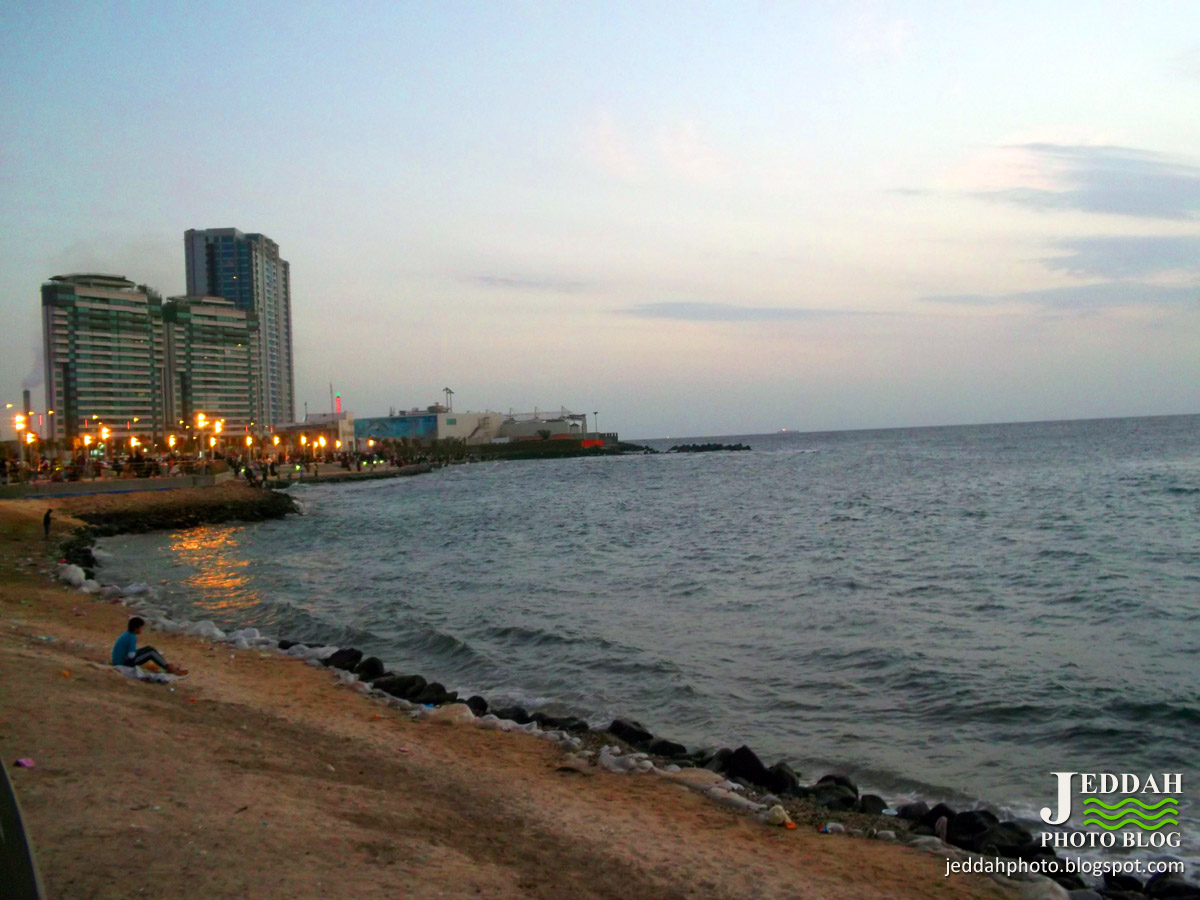 Jeddah Photo Blog: Jeddah Beach Evening