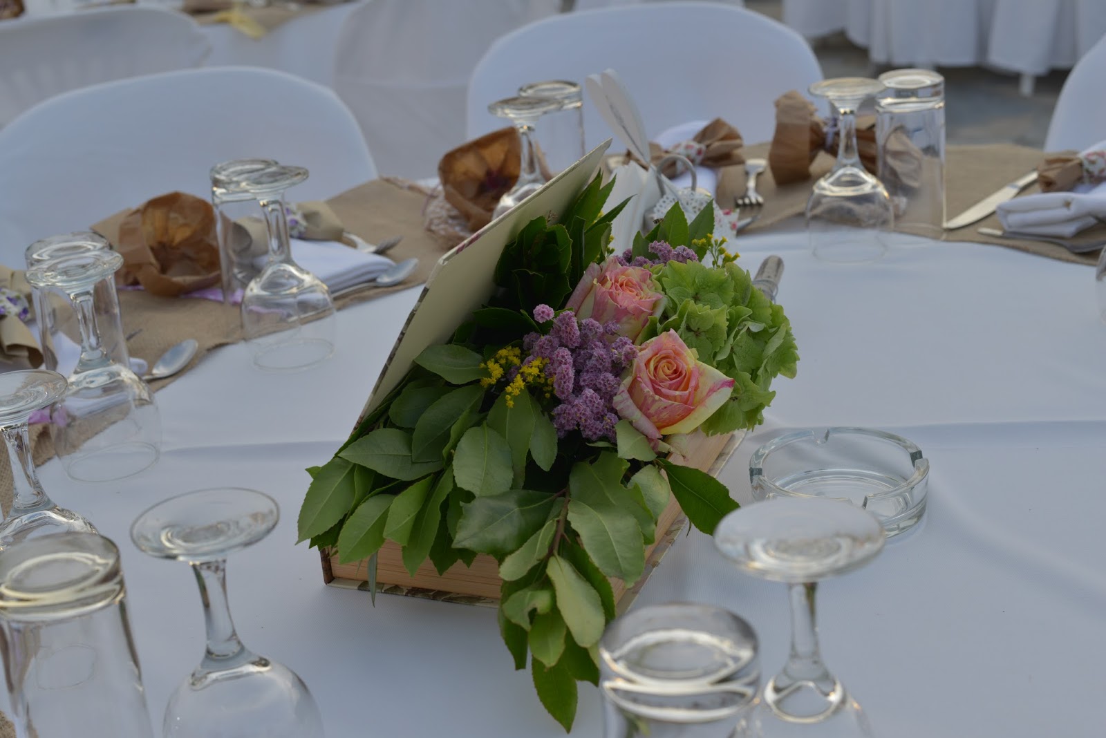 Καλογιαννής Catering : ΟΝΕΙΡΕΜΕΝΟΣ ΓΑΜΟΣ ΣΤΗ ΧΑΛΚΗ (ΟΧΙ ΤΟ ΝΗΣΙ)...