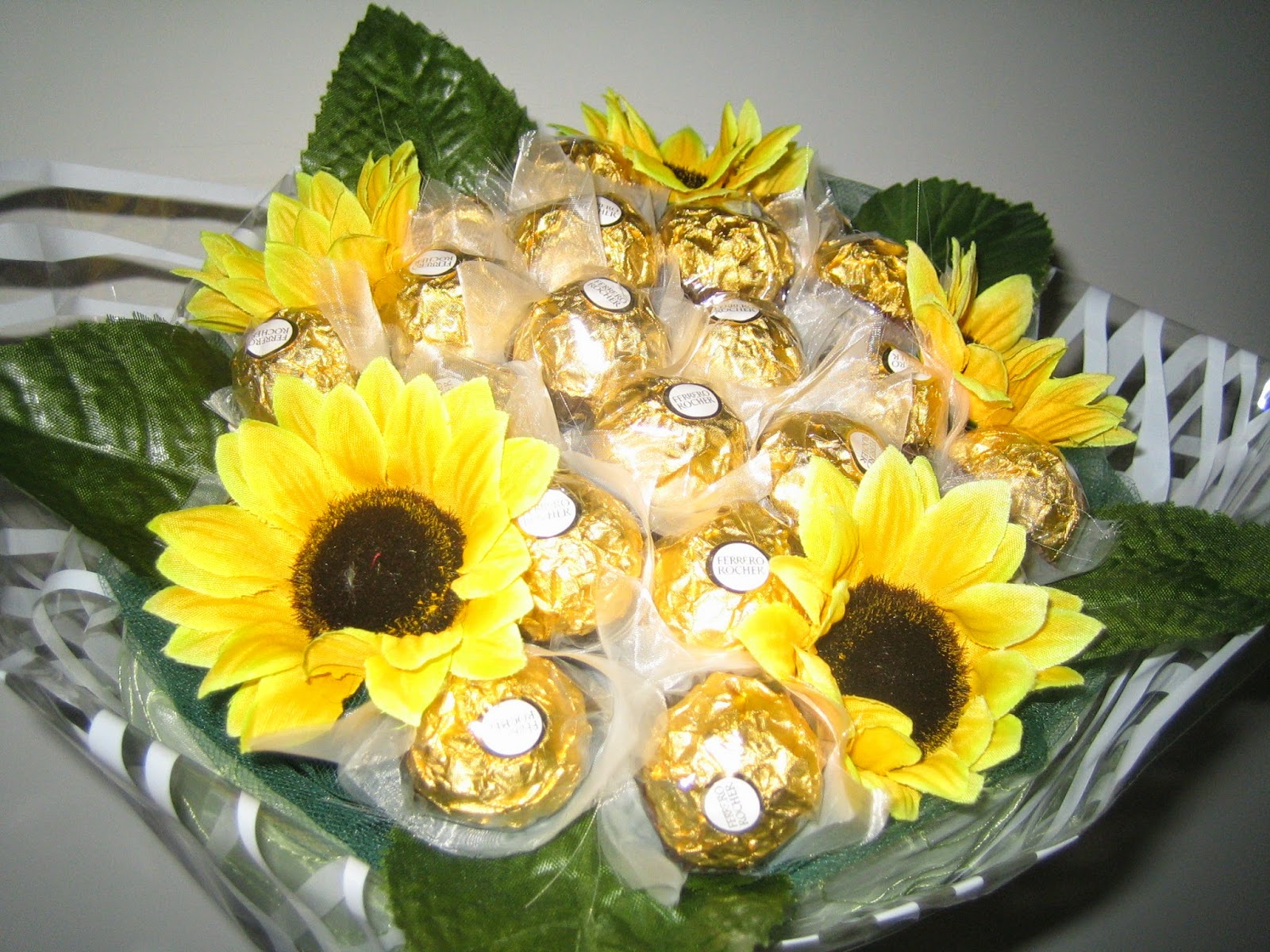 RaimunData: RUDENINĖ SALDAINIŲ PUOKŠTĖ