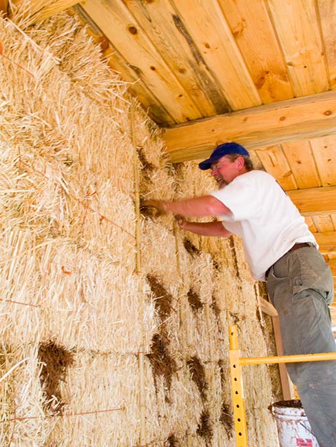 Our House of Straw: Finished Stacking Straw Bales
