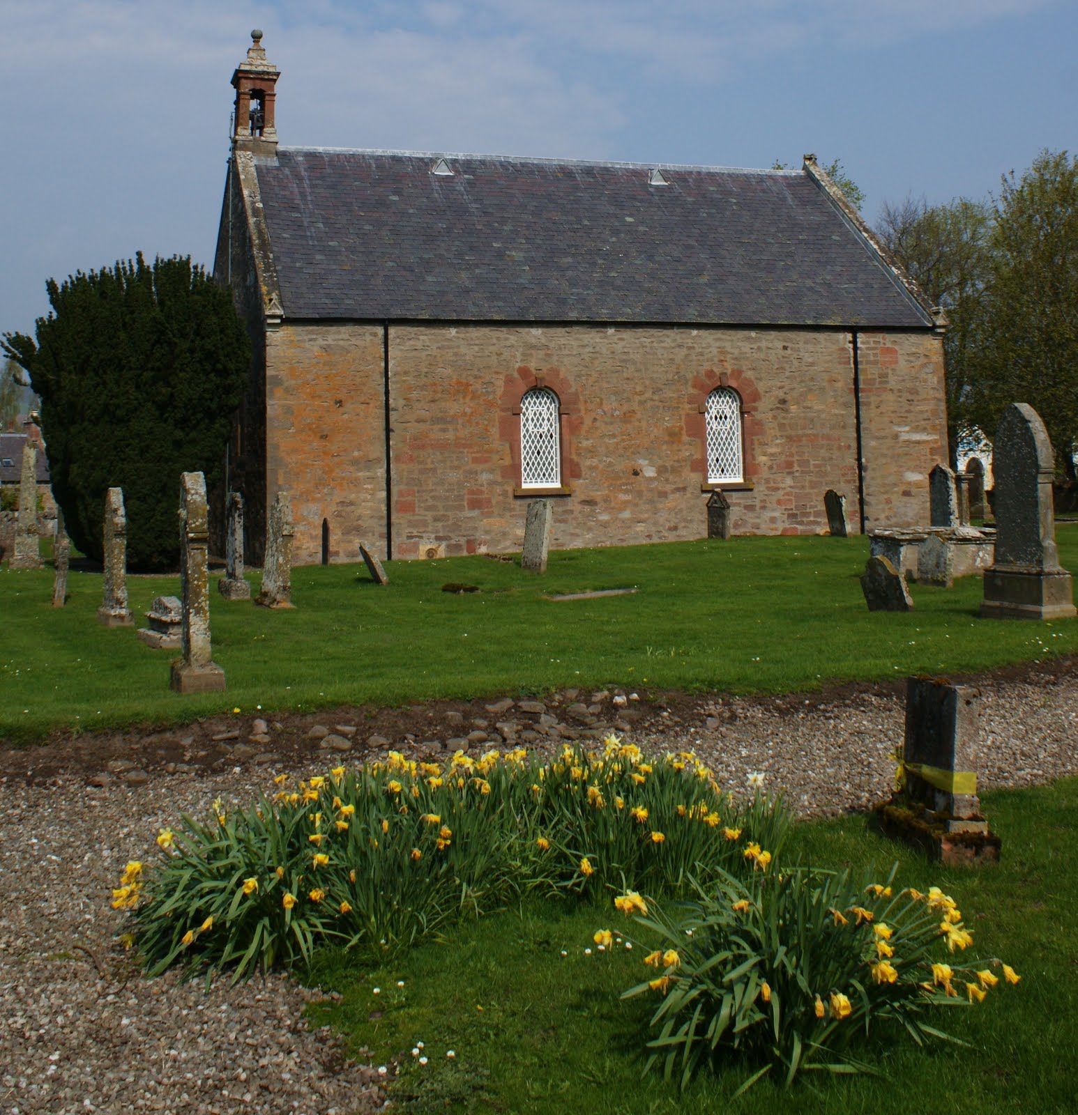 Tour Scotland: Tour Scotland Photographs Church Forteviot