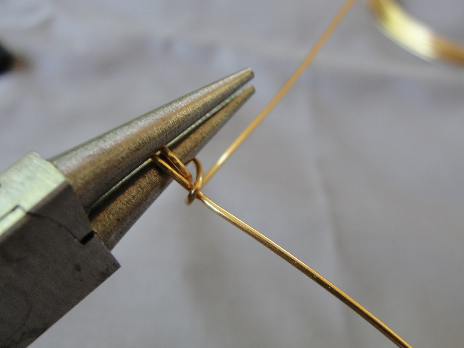 Beadreaming Lampwork Beads: Wire wrap Tutorial