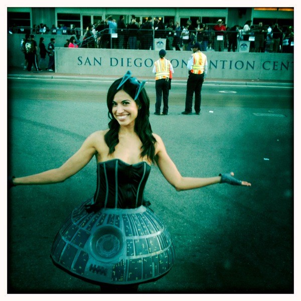 CandyBuffet: Jennifer Landa - Geek, Chic and Science Tidbits