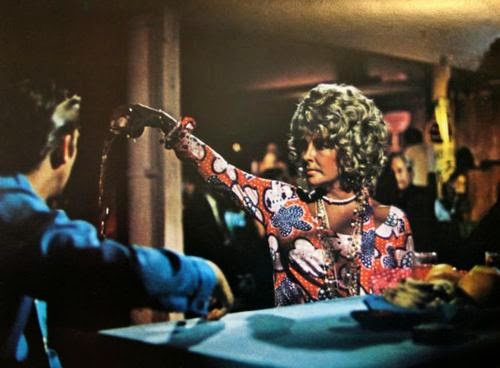 ELIZABETH TAYLOR: (1932-2011) WEB SITE: Hammersmith Is Out (1972)