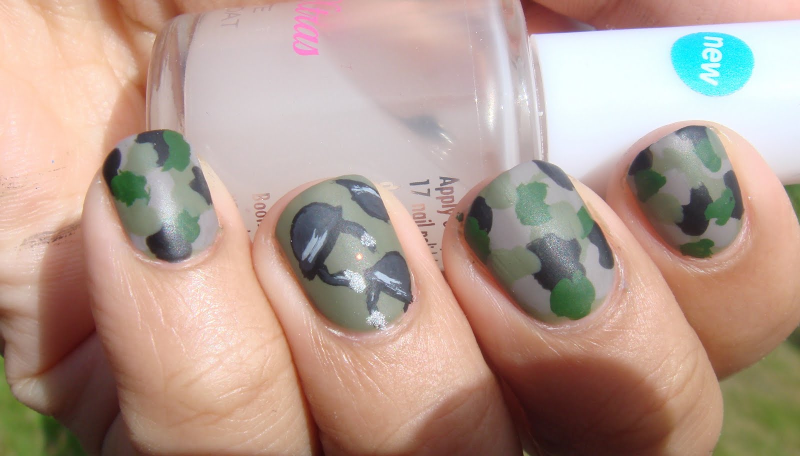 nail loopy: army nails